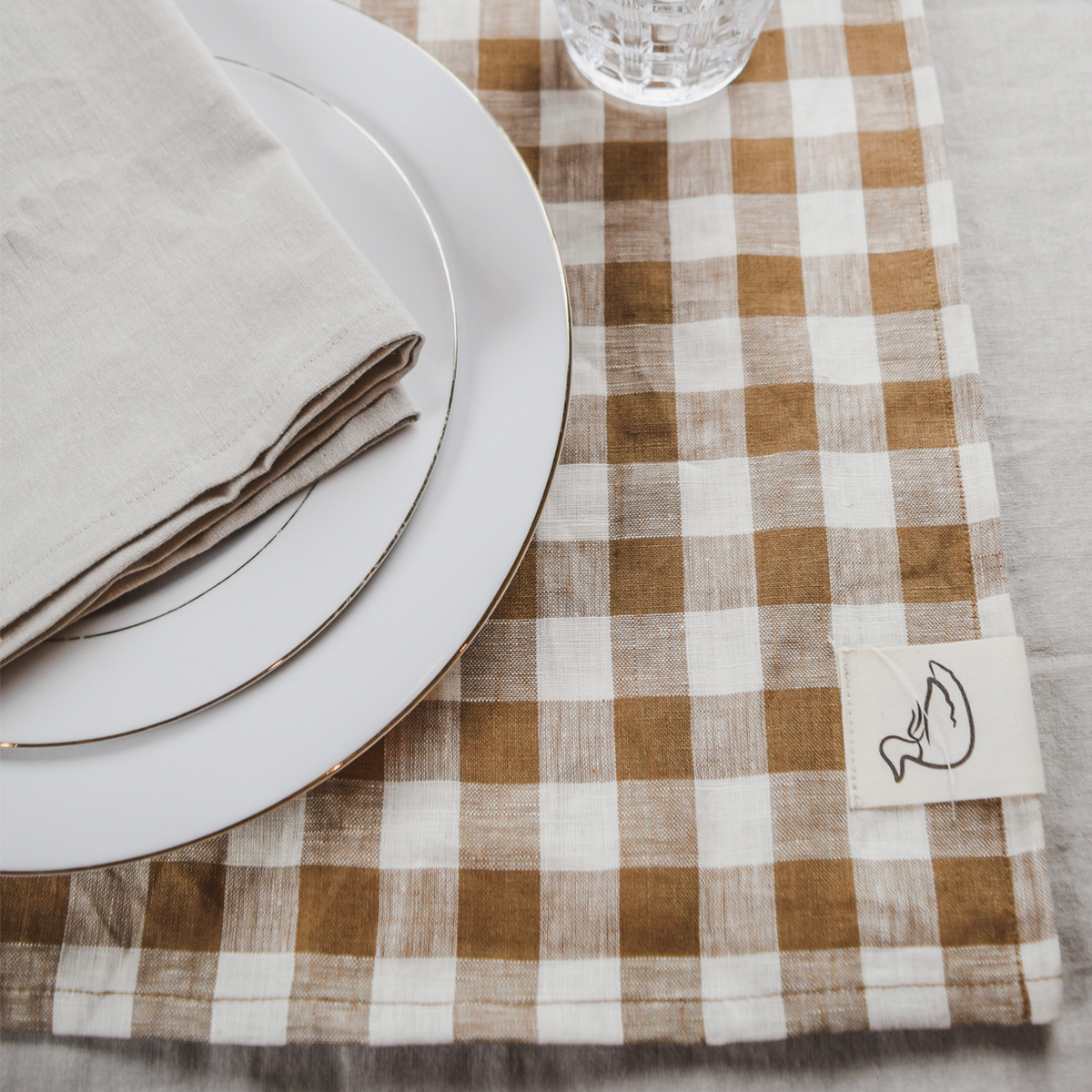 HONEY GINGHAM PLACEMATS – Logtown Estate