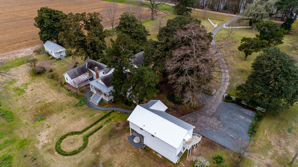 Full House Rental (SAVE $100) – Logtown Estate